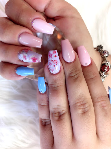 Looking for a Nail Salons in Chicago, IL? See our list of 45 experts ...